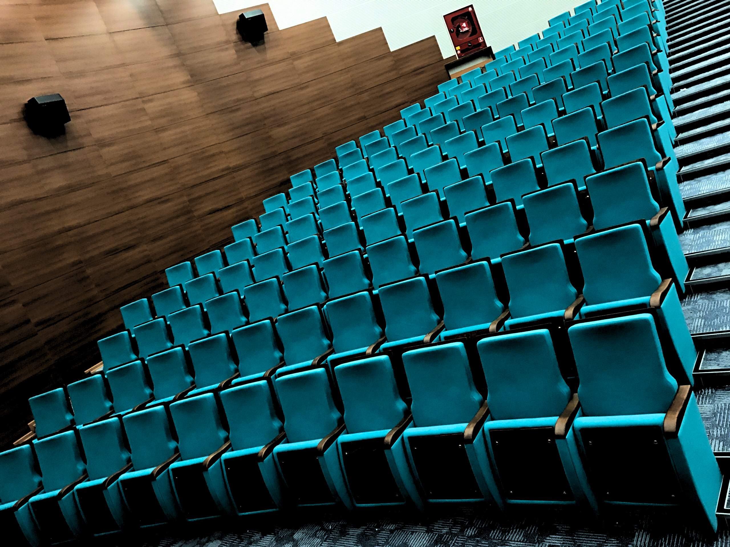 Theater Seat Dimensions - Seatment™