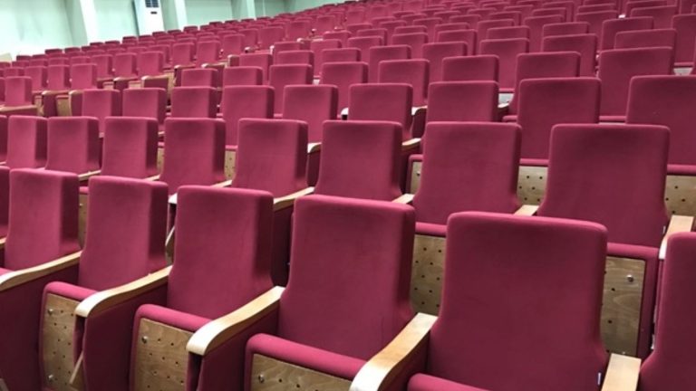 Amphitheater Chairs - University & Schools - Seatment™